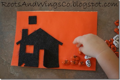 RootsAndWingsCo: Halloween Manipulative-Halloween Bean